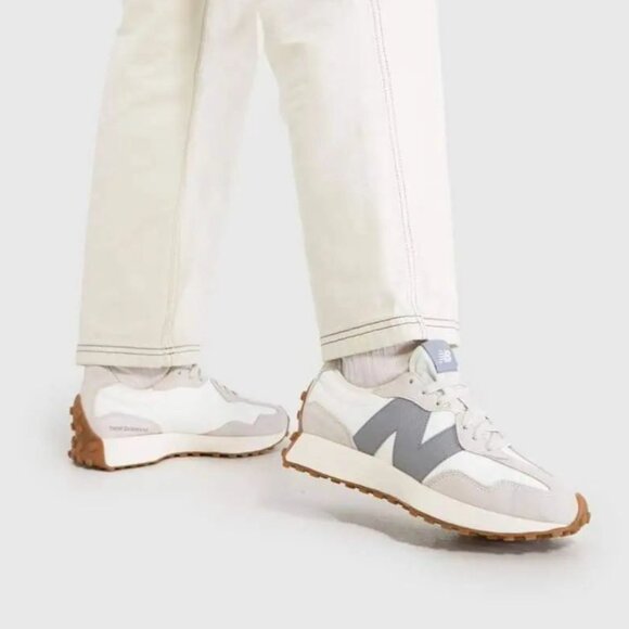 New Balance | Shoes | New Balance 327 Unisex W95m8 Casual Sneakers ...